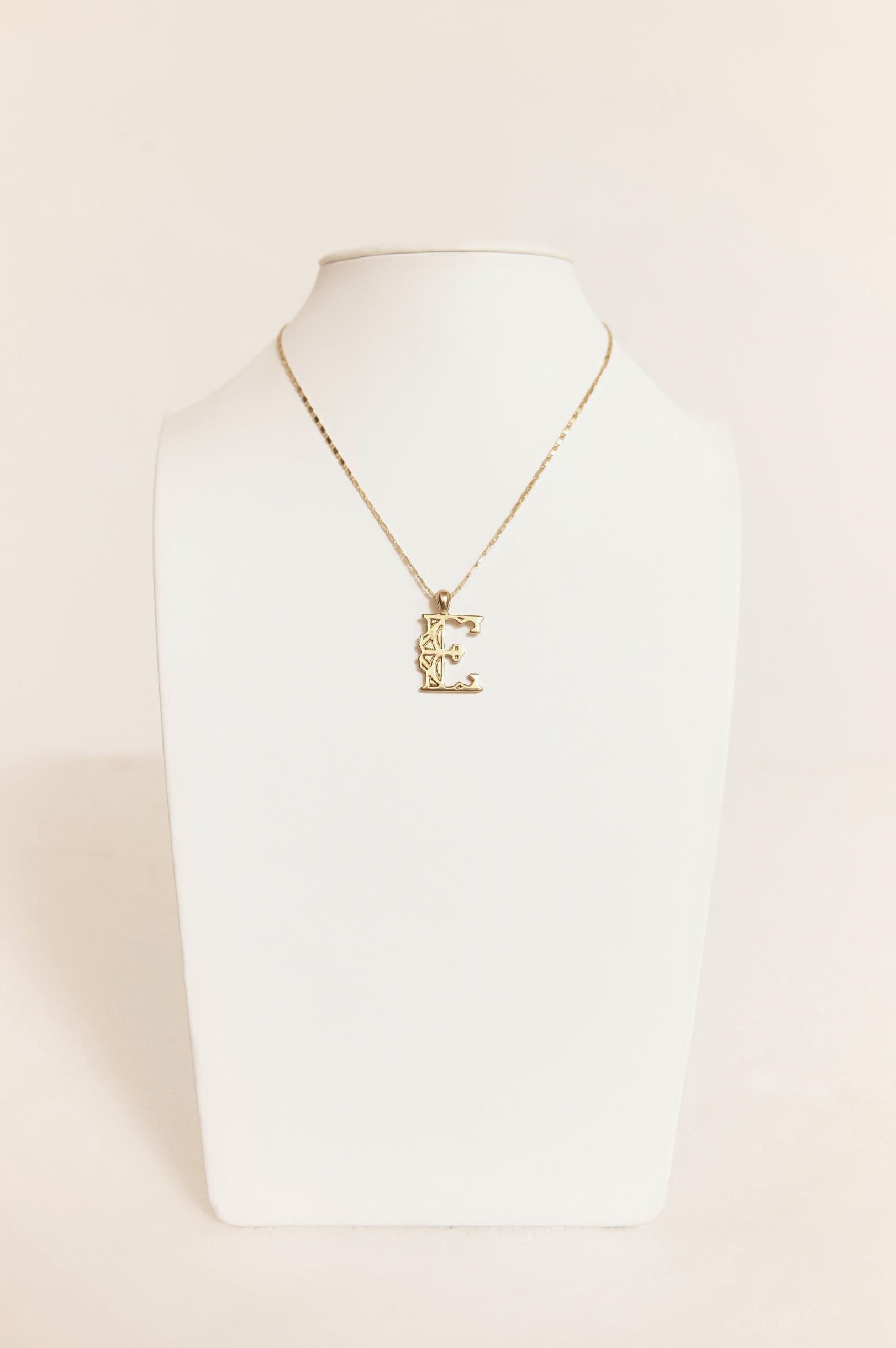 ALPHABET PENDANT NECKLACE – Ellery.com
